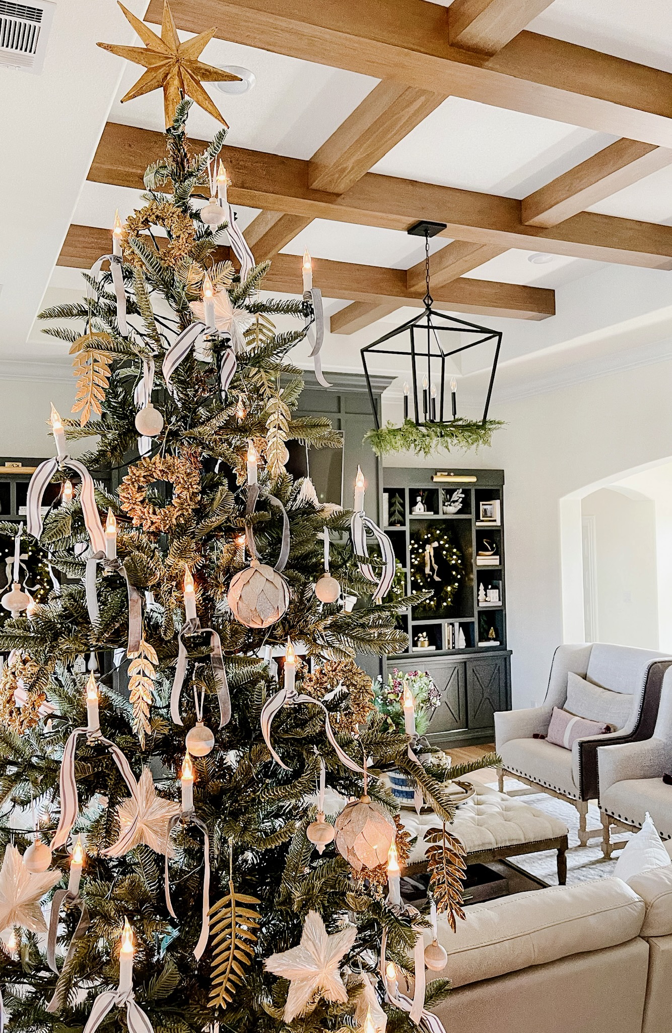 Choosing a Christmas Color Scheme